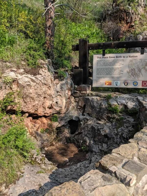 South Dakota National Parks and Historic Site | Pennies, Places, and Paws